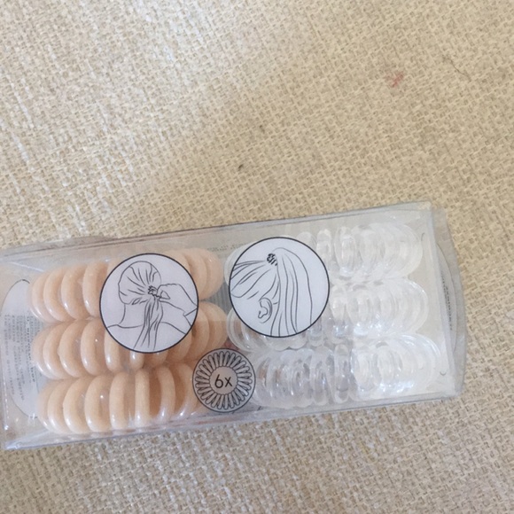Invisibobble | Accessories | Traceless Hair Rings | Poshmark